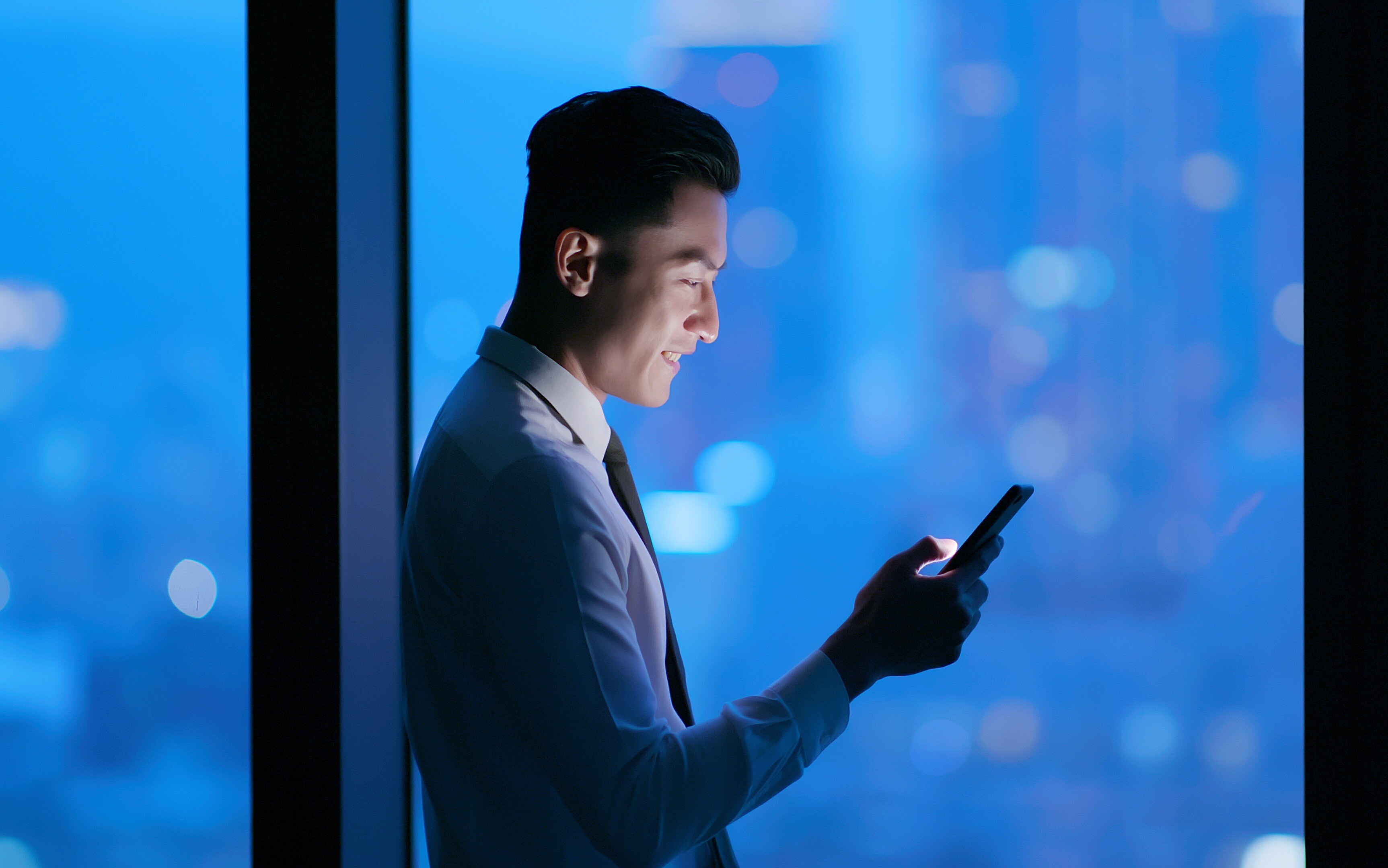 The RSP Opportunity: How eSIM and iSIM are Revolutionizing Connectivity | Motive